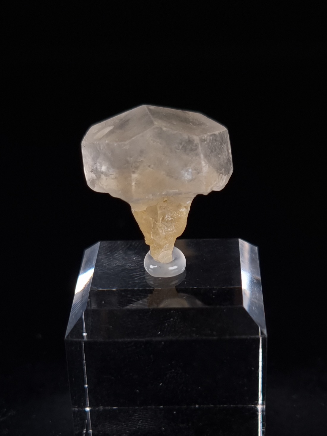 Calcite and Aragonite suite - FD Mineral Collection